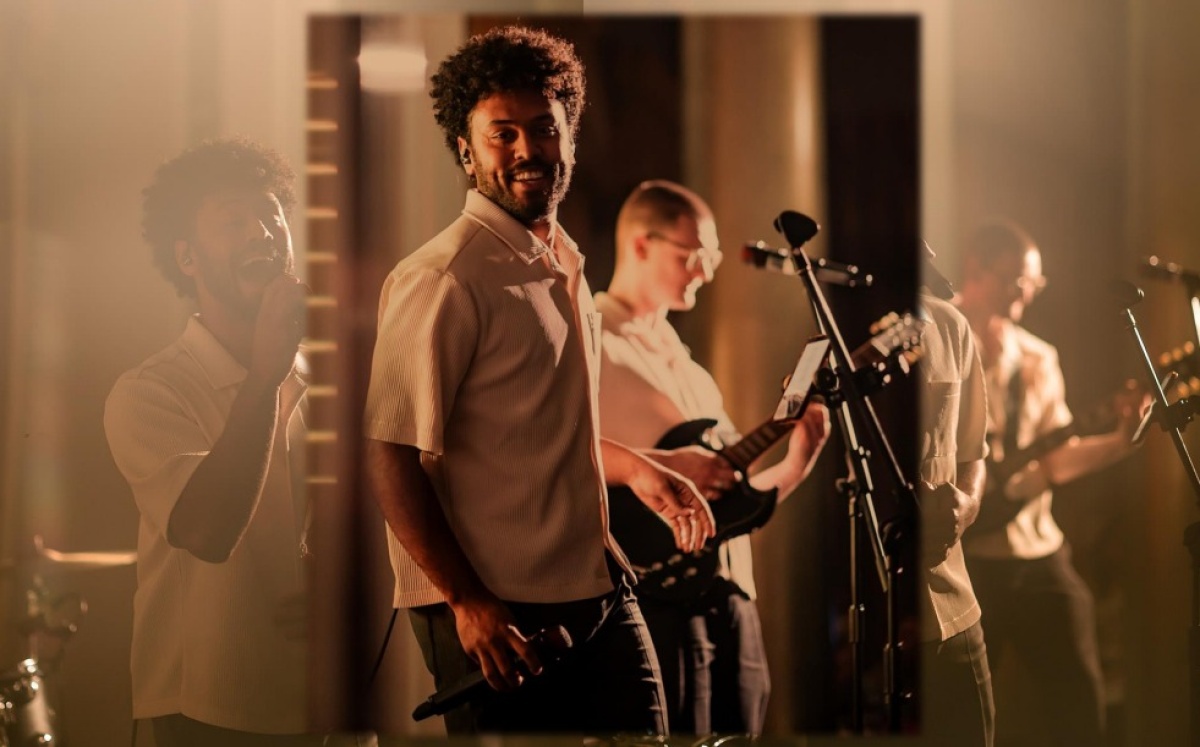 BIBIS LEEDS I CHRISTMAS I JORDAN HIGO ACOUSTIC NIGHT