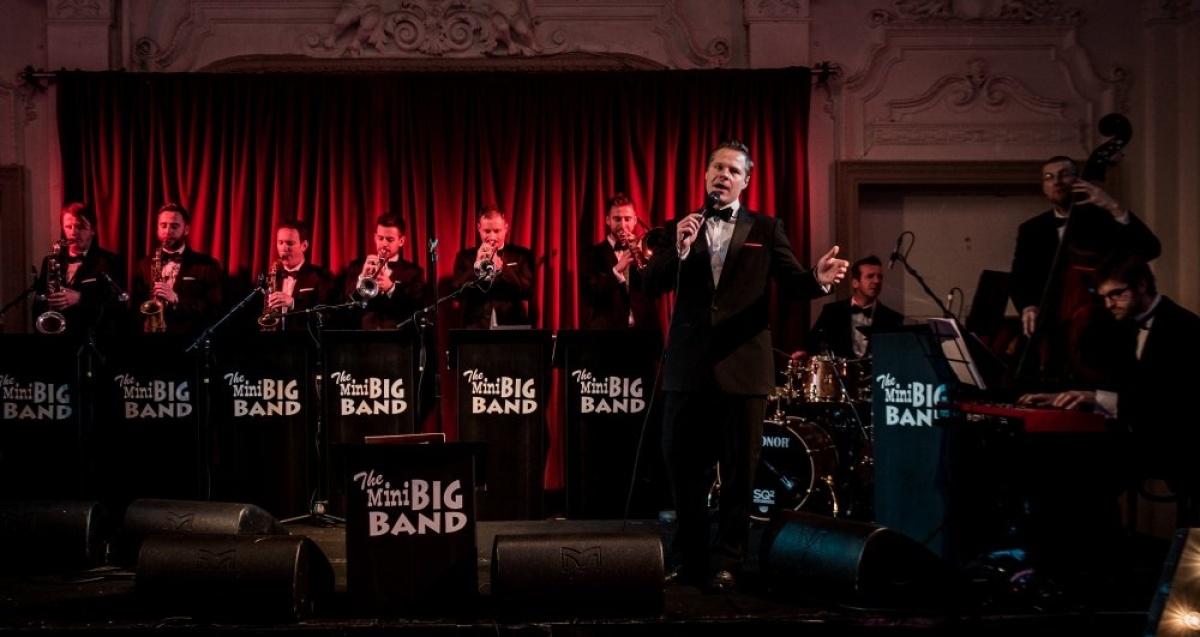 BIBIS LEEDS | SHOWTIME | MINI BIG BAND